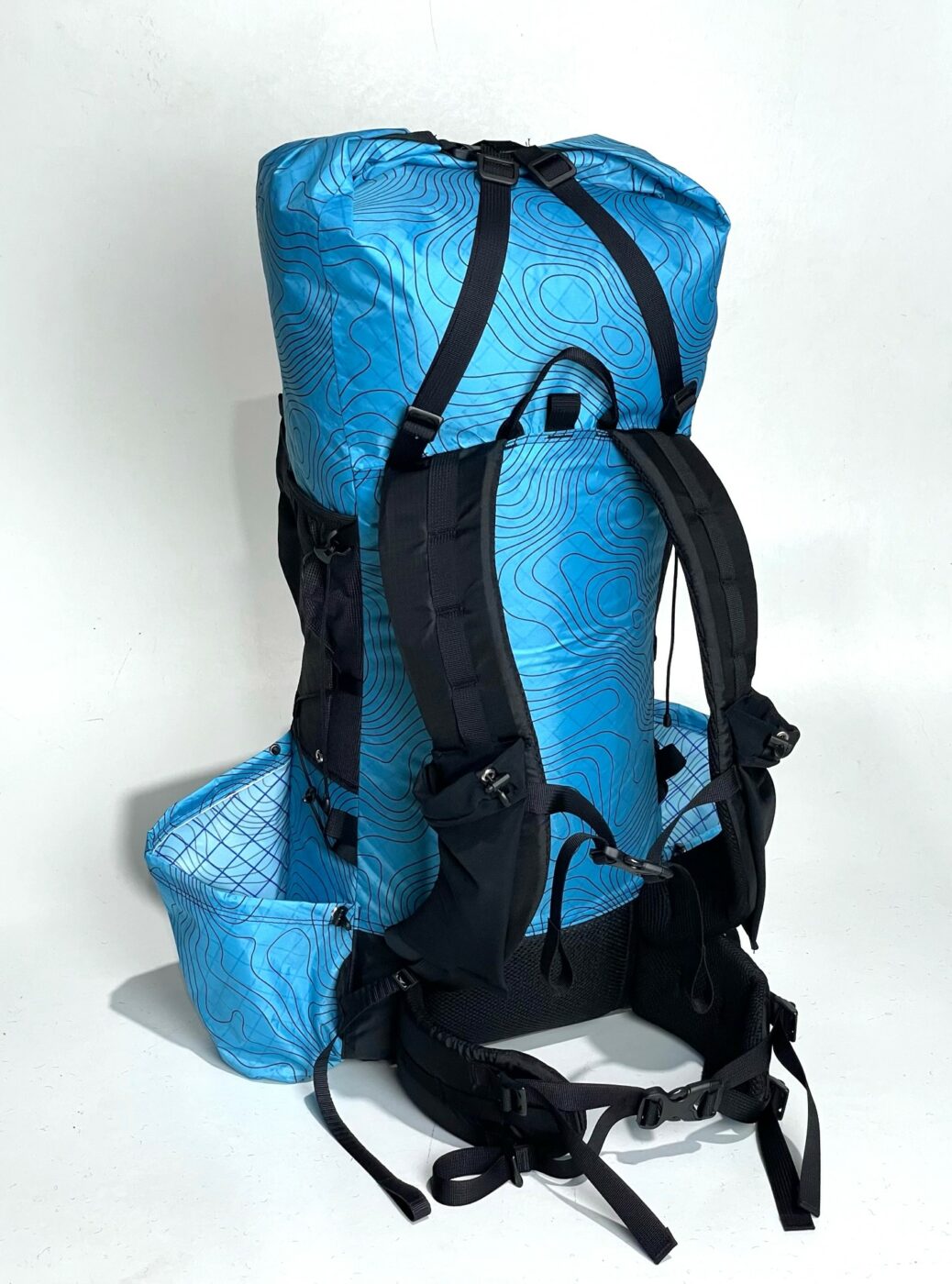 ECOPAK™ 40L Curve Full Suspension Backpack Small/Small