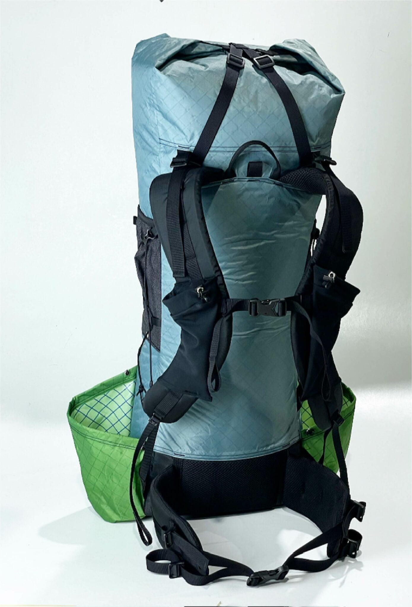 ECOPAK™ 46L Curve Full Suspension Ultralight Backpack L/M